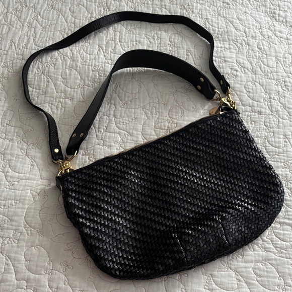 Clare V | Bags | Clare V Moyen Messenger Black Woven Zigzag | Poshmark